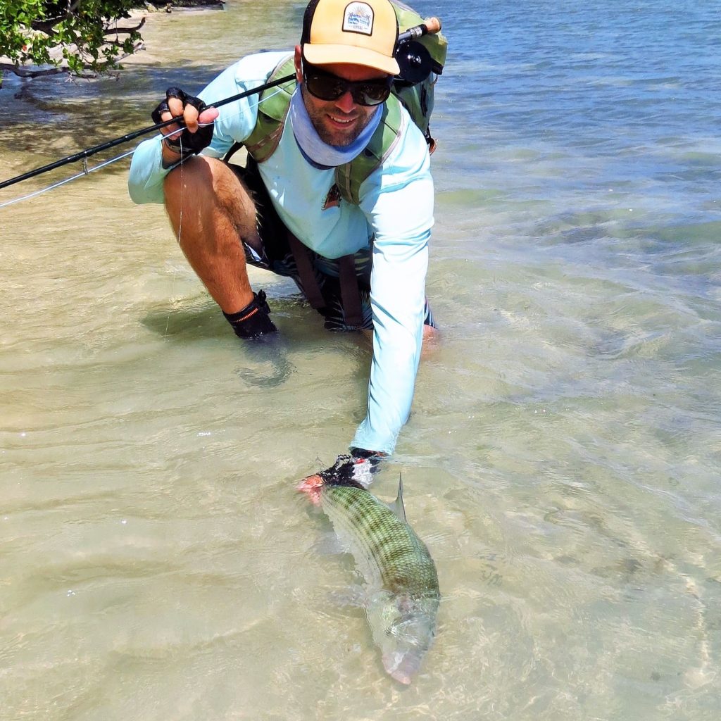 FLY FISHING FOR BONEFISH ON SIGHT ON THE MAGNIFICENT FLATS OF ...